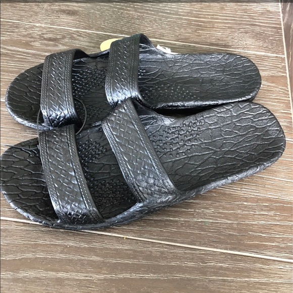 Pali Hawaii | Shoes | Pali Hawaii Black Slider Sandals | Poshmark